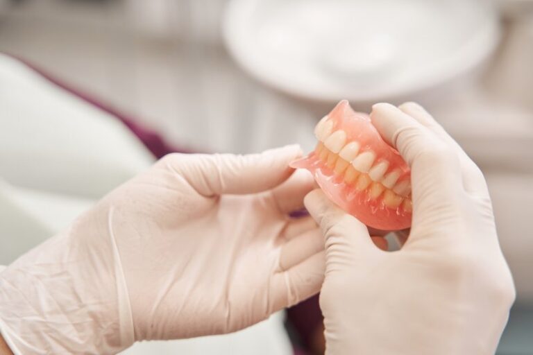 5 Complications of Ill-Fitting Dentures | Daily Smiles MacArthur